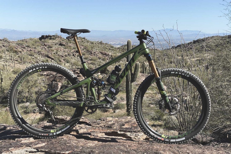 All New 2020 Pivot Switchblade Review & Ride Report | The Loam Wolf