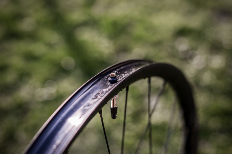 Industry Nine Enduro S 1/1 Wheel Review | The Loam Wolf