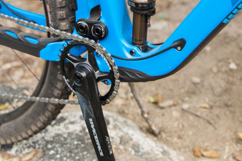 Pivot Cycles Switchblade 29er Review - If a Survival Knife was a Bike
