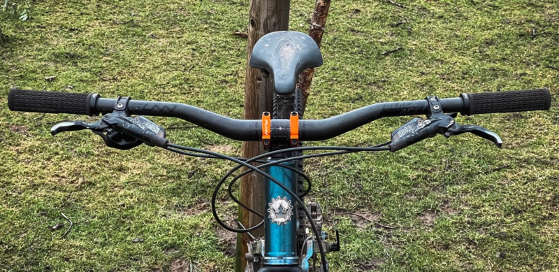 Review: Funn Cockpit - Bars, Grips and Stem | The Loam Wolf