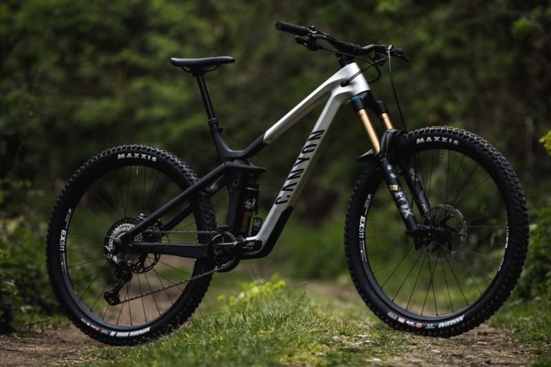 Release and First Ride: Canyon Releases New Strive CFR | The Loam Wolf