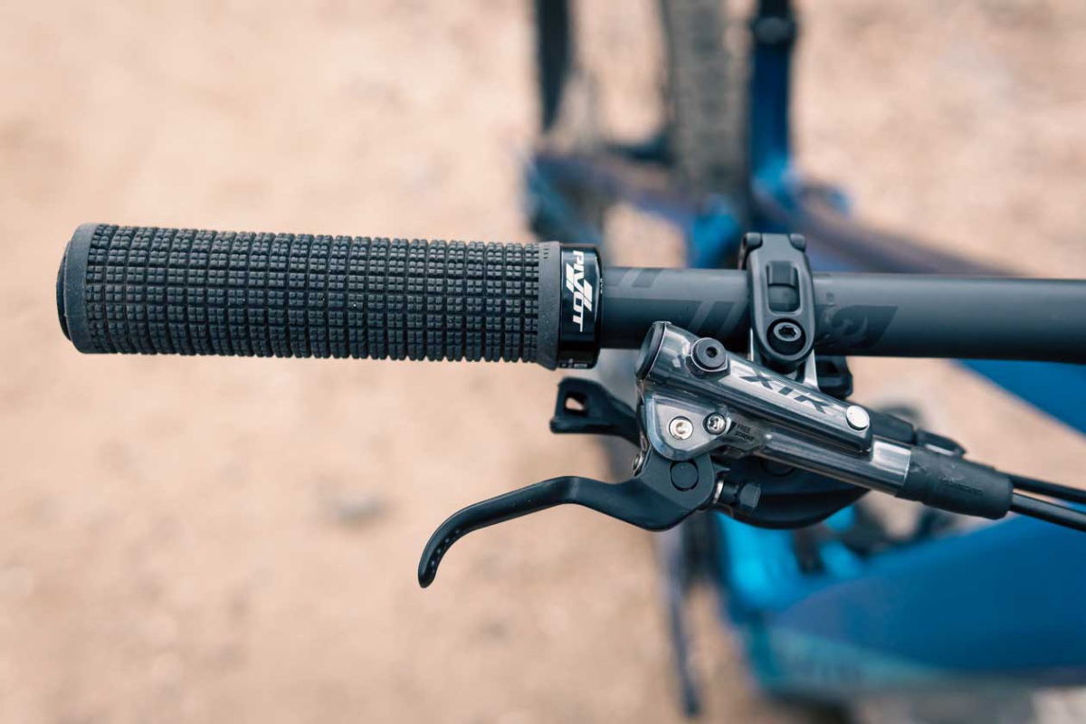 The New Pivot Shuttle LT | First Ride and Release