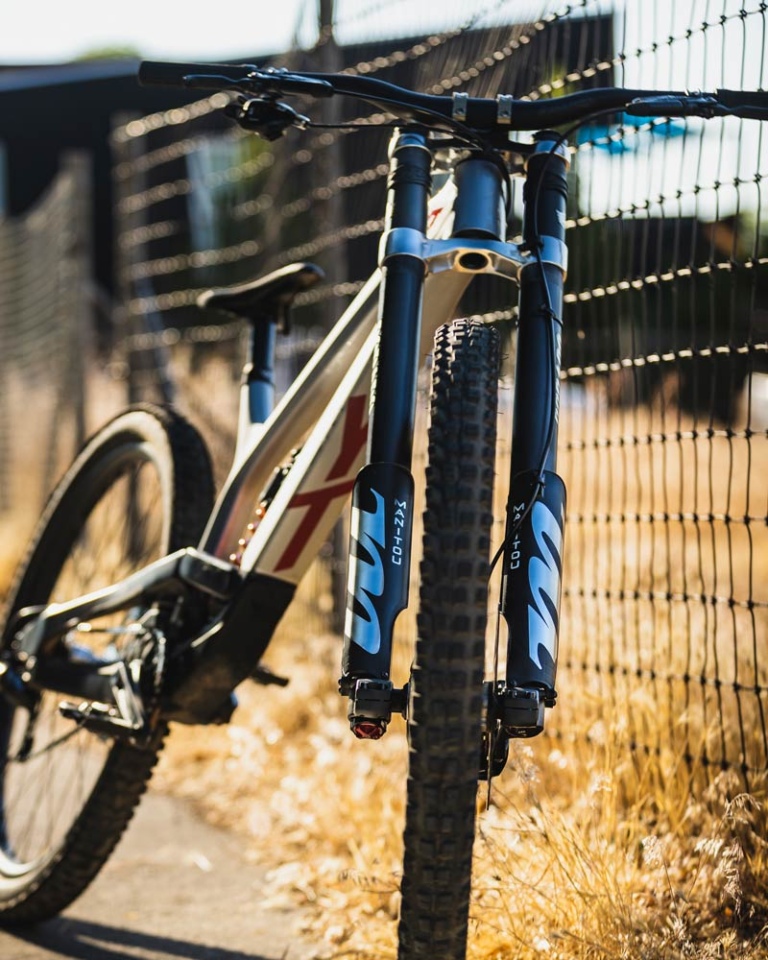 Review: Manitou Dorado Pro Review | The Loam Wolf