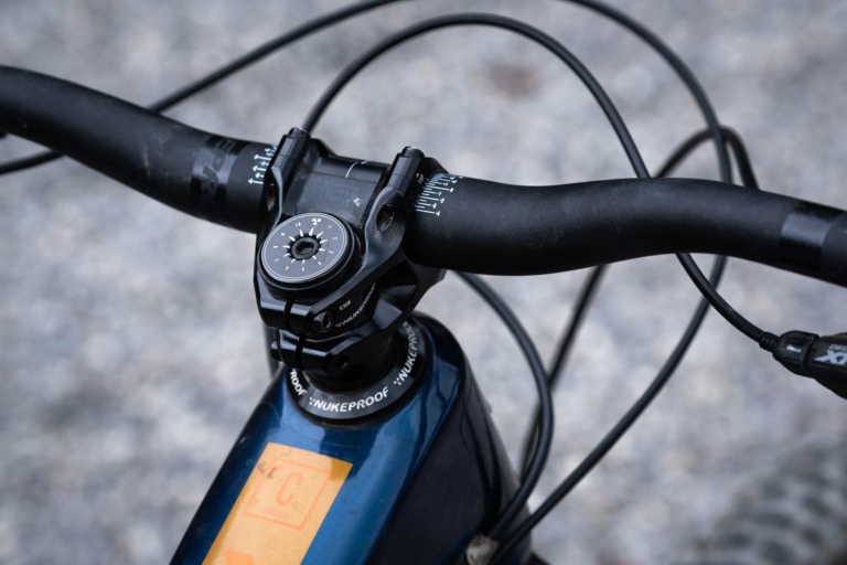 Review: Nukeproof Giga Carbon 290 | The Loam Wolf