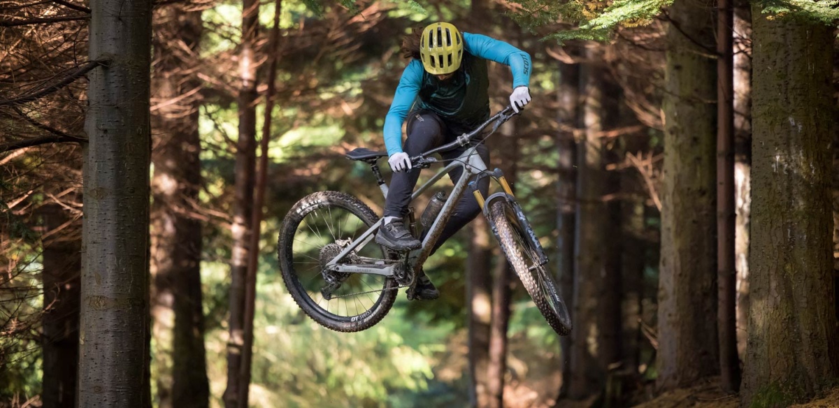 Review: YT Izzo Core 4 | The Loam Wolf