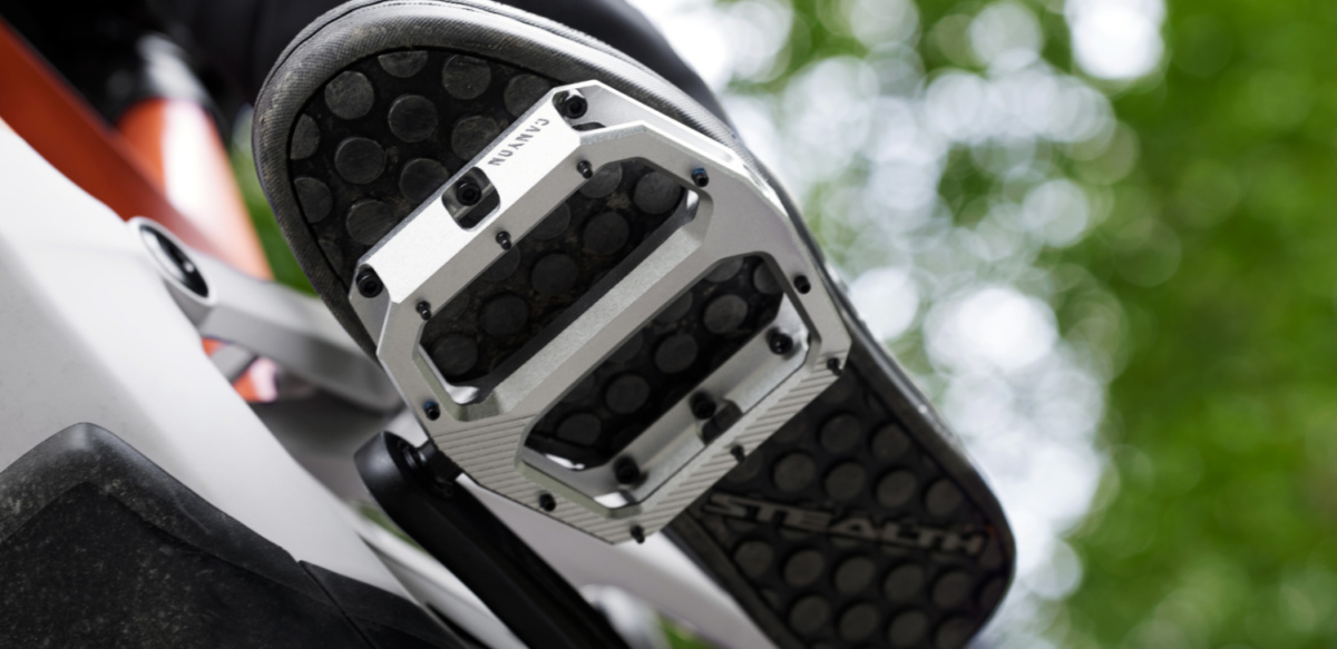 Canyon Unveil High-End Mtb Performance Flat Pedals | The Loam Wolf