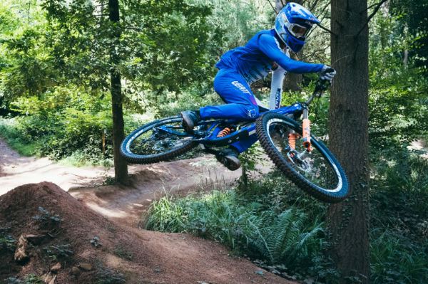 Pivot Cycles Releases Limited Edition Pivot Factory Racing Firebird ...