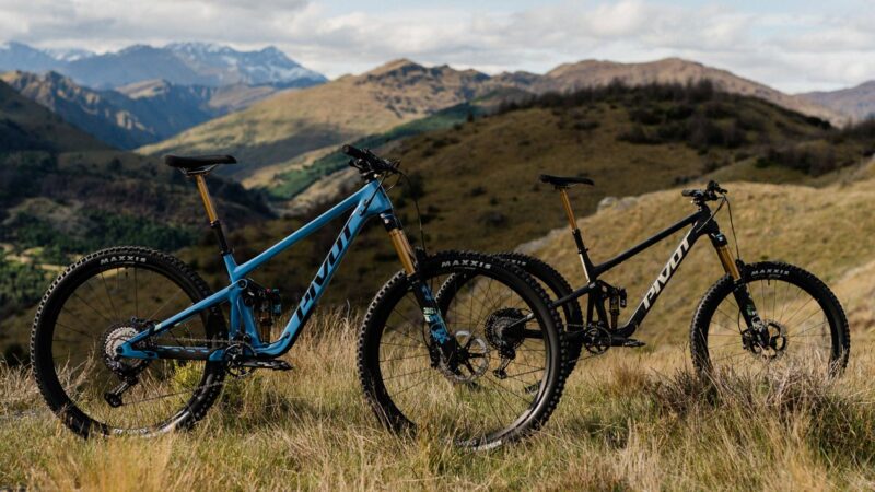 The All-New Pivot Switchblade | The Loam Wolf