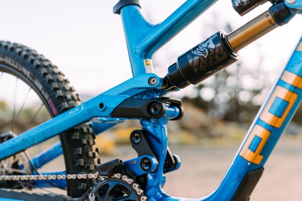 Tech Check: Polygon Collosus DH | The Loam Wolf