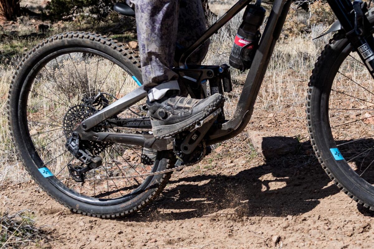 Review: Yoshimura Chilao SS Pedal | The Loam Wolf