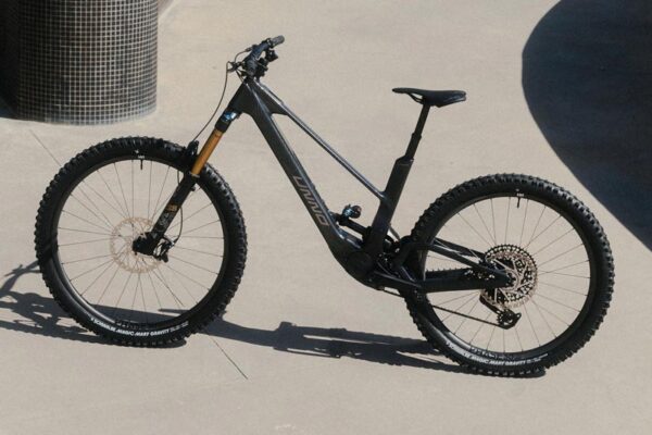 Introducing Unno's New Avinox-Powered Mith eMTB