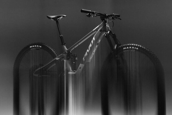 The All-New Pivot Shuttle SL/AM | The Loam Wolf